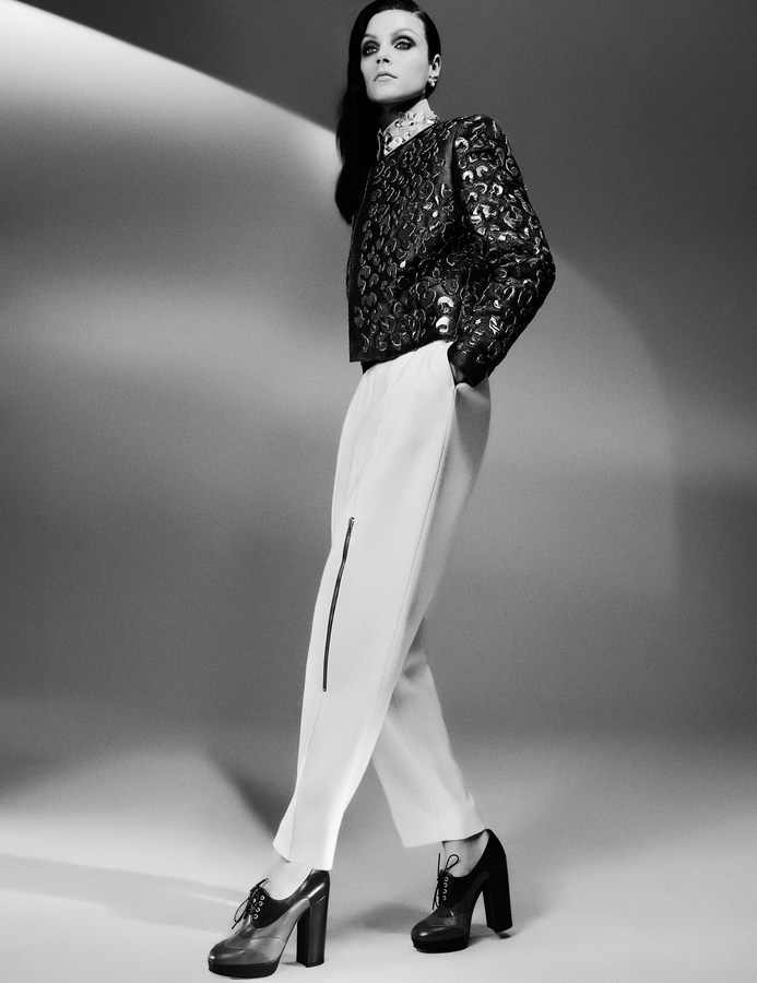 MANAGEMENT+ARTISTS - News - Steven Pan photographs 'Autumn ...