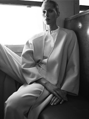 MANAGEMENT+ARTISTS - News - Jonathan Kaye Styles the cover story of The ...