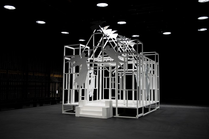MANAGEMENT+ARTISTS - SET + SPATIAL DESIGN - RORY MULLEN