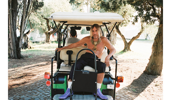 MANAGEMENT+ARTISTS - PHOTOGRAPHY - ANTON GOTTLOB