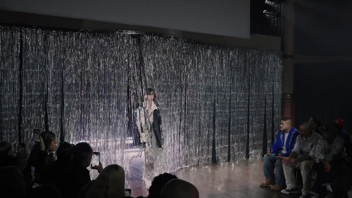 MANAGEMENT+ARTISTS - BEAUTY - MASAE ITO - RUNWAY - MAISON MIHARA YASUHIRO